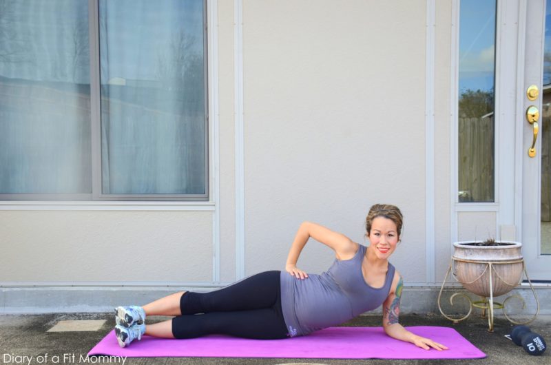 8 Moves to Work Your Love Handles During Pregnancy - Diary of a Fit Mommy